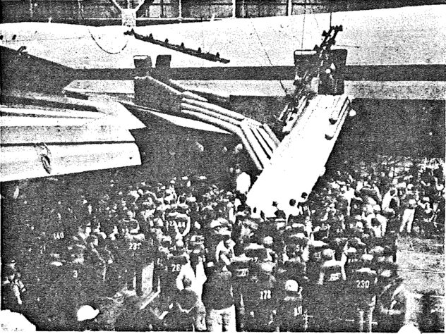 Full 747 Load Cleared Quickly in Evacuation Tests